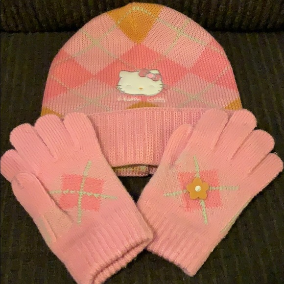Sanrio | Accessories | Hello Kitty Kids Beanie And Mittens Set | Poshmark